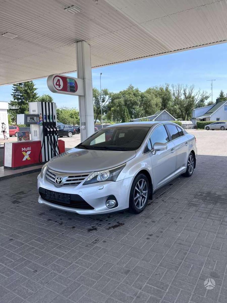 Pelēks Toyota Avensis 2012 Ukmergė, ar dzinēja tilpumu 1.80 L un nobraukumu 250 tūkst. km par 7500 €, foto 3 vietnē AUTOMOTO.COM.LV