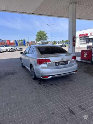 Pelēks Toyota Avensis 2012 Ukmergė, ar dzinēja tilpumu 1.80 L un nobraukumu 250 tūkst. km par 7500 €, foto 4 vietnē AUTOMOTO.COM.LV