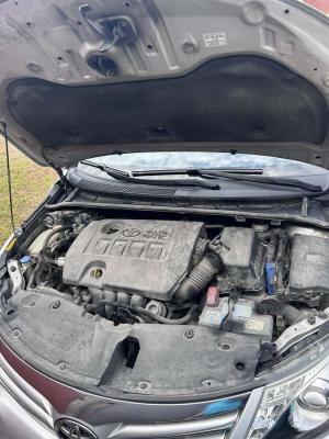 Pelēks Toyota Avensis 2012 Ukmergė, ar dzinēja tilpumu 1.80 L un nobraukumu 250 tūkst. km par 7500 €, foto 5 vietnē AUTOMOTO.COM.LV