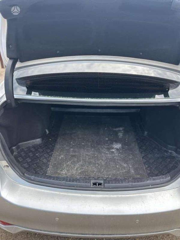 Pelēks Toyota Avensis 2012 Ukmergė, ar dzinēja tilpumu 1.80 L un nobraukumu 250 tūkst. km par 7500 €, foto 6 vietnē AUTOMOTO.COM.LV