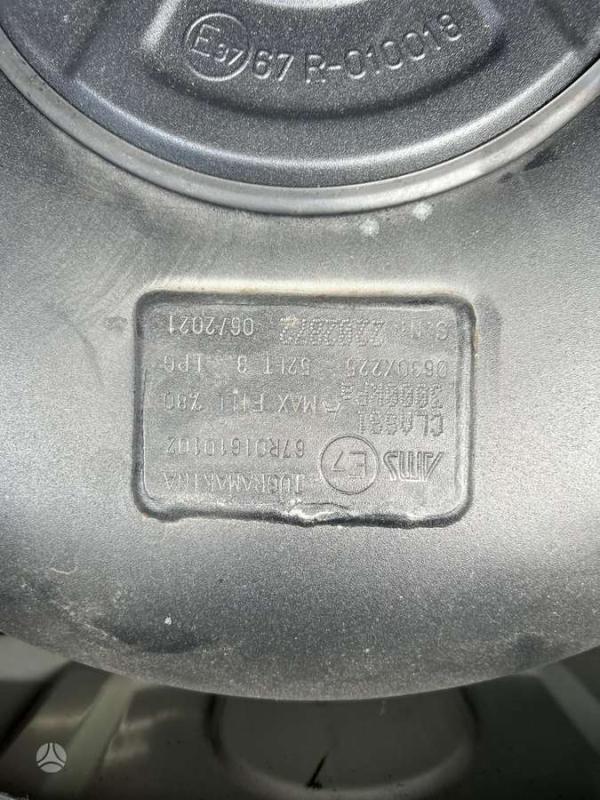 Pelēks Toyota Avensis 2012 Ukmergė, ar dzinēja tilpumu 1.80 L un nobraukumu 250 tūkst. km par 7500 €, foto 7 vietnē AUTOMOTO.COM.LV