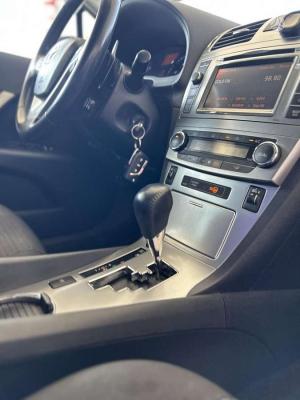 Pelēks Toyota Avensis 2012 Ukmergė, ar dzinēja tilpumu 1.80 L un nobraukumu 250 tūkst. km par 7500 €, foto 10 vietnē AUTOMOTO.COM.LV