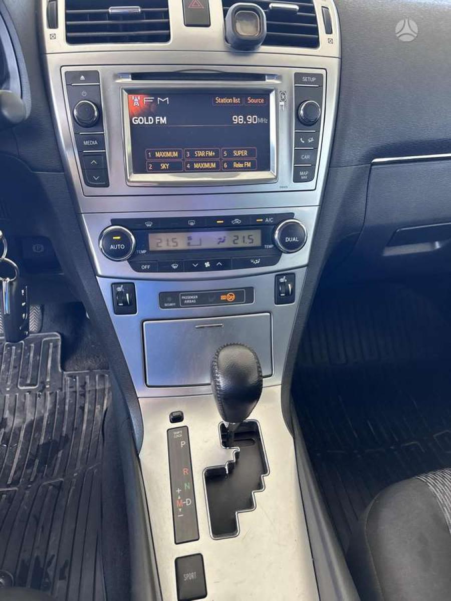 Pelēks Toyota Avensis 2012 Ukmergė, ar dzinēja tilpumu 1.80 L un nobraukumu 250 tūkst. km par 7500 €, foto 18 vietnē AUTOMOTO.COM.LV