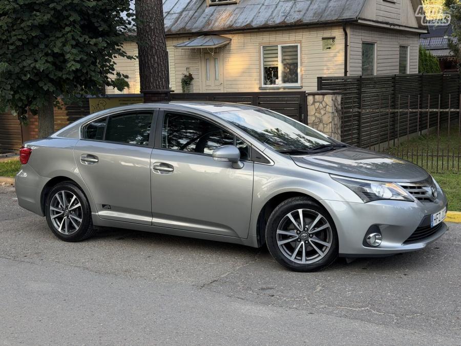 Pelēks Toyota Avensis 2012 Alīta, ar dzinēja tilpumu 2.00 L un nobraukumu 366 tūkst. km par 4350 €, foto 11 vietnē AUTOMOTO.COM.LV