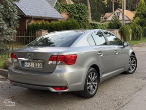 Pelēks Toyota Avensis 2012 Alīta, ar dzinēja tilpumu 2.00 L un nobraukumu 366 tūkst. km par 4350 €, foto 13 vietnē AUTOMOTO.COM.LV