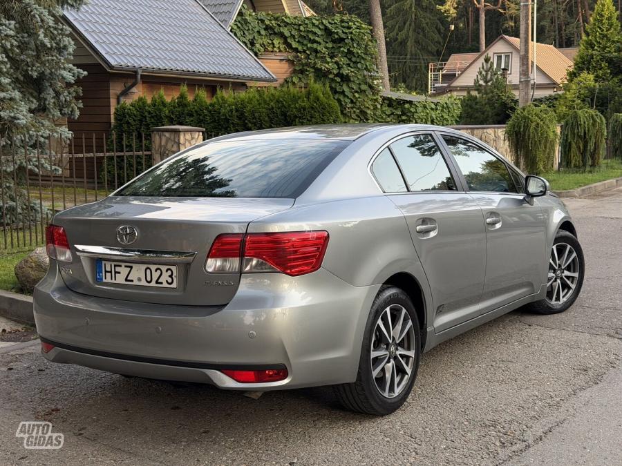 Pelēks Toyota Avensis 2012 Alīta, ar dzinēja tilpumu 2.00 L un nobraukumu 366 tūkst. km par 4350 €, foto 13 vietnē AUTOMOTO.COM.LV