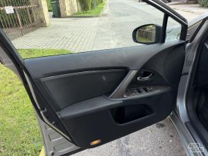 Pelēks Toyota Avensis 2012 Alīta, ar dzinēja tilpumu 2.00 L un nobraukumu 366 tūkst. km par 4350 €, foto 14 vietnē AUTOMOTO.COM.LV
