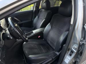 Pelēks Toyota Avensis 2012 Alīta, ar dzinēja tilpumu 2.00 L un nobraukumu 366 tūkst. km par 4350 €, foto 16 vietnē AUTOMOTO.COM.LV
