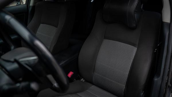 Grey Toyota Avensis 2012 in Tallinn, with an engine capacity of 0.00 L and mileage of 162 thousand km for 8000 €, photo 10 on AUTOMOTO.COM.LV