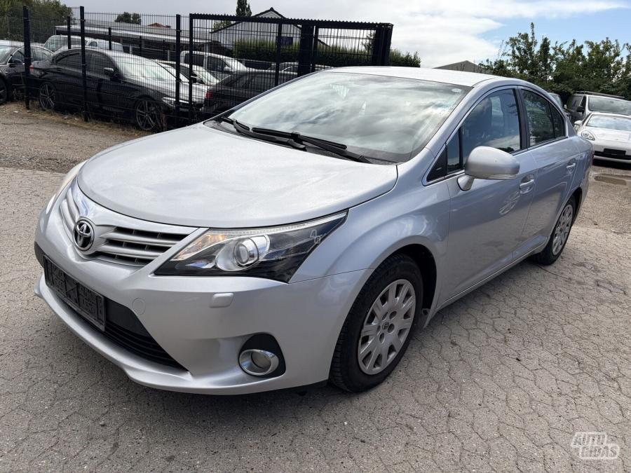 Grey Toyota Avensis 2012 in Vilnius, with an engine capacity of 2.00 L and mileage of 51 thousand km for 6999 €, photo 6 on AUTOMOTO.COM.LV