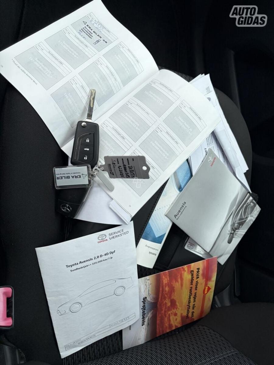 Grey Toyota Avensis 2012 in Vilnius, with an engine capacity of 2.00 L and mileage of 51 thousand km for 6999 €, photo 7 on AUTOMOTO.COM.LV