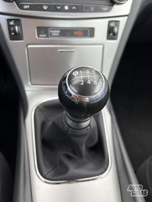 Grey Toyota Avensis 2012 in Vilnius, with an engine capacity of 2.00 L and mileage of 51 thousand km for 6999 €, photo 19 on AUTOMOTO.COM.LV