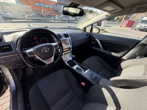 Grey Toyota Avensis 2012 in Vilnius, with an engine capacity of 1.60 L and mileage of 302 thousand km for 3200 €, photo 7 on AUTOMOTO.COM.LV