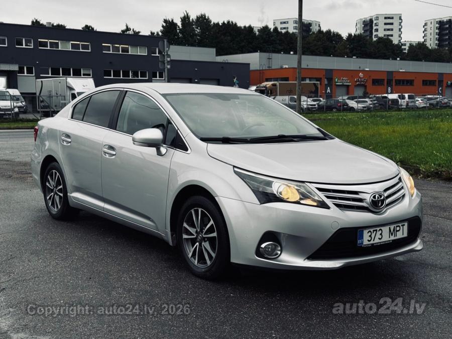 Grey Toyota Avensis 2012 in Tallinn, with an engine capacity of 2.00 L and mileage of 250 thousand km for 5390 €, photo 6 on AUTOMOTO.COM.LV