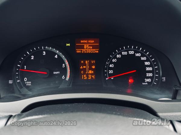 Grey Toyota Avensis 2012 in Tallinn, with an engine capacity of 2.00 L and mileage of 250 thousand km for 5390 €, photo 9 on AUTOMOTO.COM.LV
