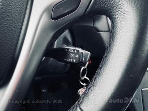 Grey Toyota Avensis 2012 in Tallinn, with an engine capacity of 2.00 L and mileage of 250 thousand km for 5390 €, photo 16 on AUTOMOTO.COM.LV