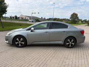 Серый Тойота Авенсис 2012 в Тукумс, объемом двигателя 1.80 л и пробегом 186 тыс. км за 5700 €, фото 3 на AUTOMOTO.COM.LV