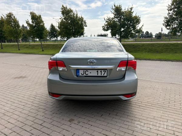 Серый Тойота Авенсис 2012 в Тукумс, объемом двигателя 1.80 л и пробегом 186 тыс. км за 5700 €, фото 5 на AUTOMOTO.COM.LV