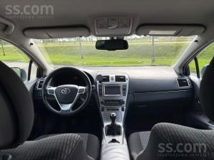 Серый Тойота Авенсис 2012 в Тукумс, объемом двигателя 1.80 л и пробегом 186 тыс. км за 5700 €, фото 9 на AUTOMOTO.COM.LV