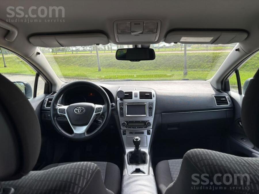 Серый Тойота Авенсис 2012 в Тукумс, объемом двигателя 1.80 л и пробегом 186 тыс. км за 5700 €, фото 9 на AUTOMOTO.COM.LV
