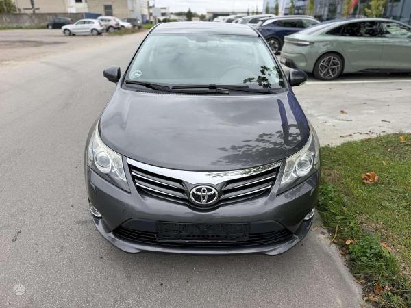 Pelēks Toyota Avensis 2012 Panevēža, ar dzinēja tilpumu 2.00 L un nobraukumu 234 tūkst. km par 3250 €, foto 5 vietnē AUTOMOTO.COM.LV