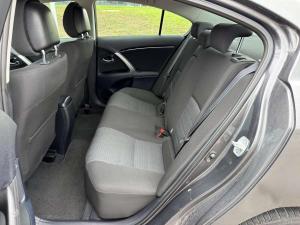 Pelēks Toyota Avensis 2012 Panevēža, ar dzinēja tilpumu 2.00 L un nobraukumu 234 tūkst. km par 3250 €, foto 31 vietnē AUTOMOTO.COM.LV