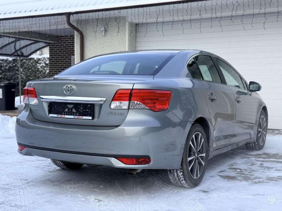 Pelēks Toyota Avensis 2013 Ukmergė, ar dzinēja tilpumu 2.00 L un nobraukumu 204 tūkst. km par 5350 €, foto 4 vietnē AUTOMOTO.COM.LV