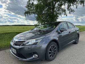 Grey Toyota Avensis 2013 in Vilnius, with an engine capacity of 2.00 L and mileage of 411 thousand km for 4700 €, photo 5 on AUTOMOTO.COM.LV