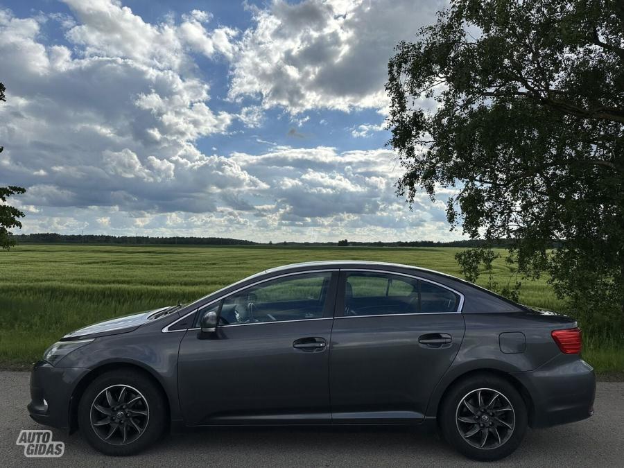 Grey Toyota Avensis 2013 in Vilnius, with an engine capacity of 2.00 L and mileage of 411 thousand km for 4700 €, photo 6 on AUTOMOTO.COM.LV