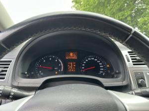 Grey Toyota Avensis 2013 in Vilnius, with an engine capacity of 2.00 L and mileage of 411 thousand km for 4700 €, photo 11 on AUTOMOTO.COM.LV