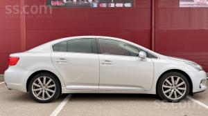 Серый Тойота Авенсис 2013 в Рига, объемом двигателя 2.20 л и пробегом 321 тыс. км за 5700 €, фото 6 на AUTOMOTO.COM.LV