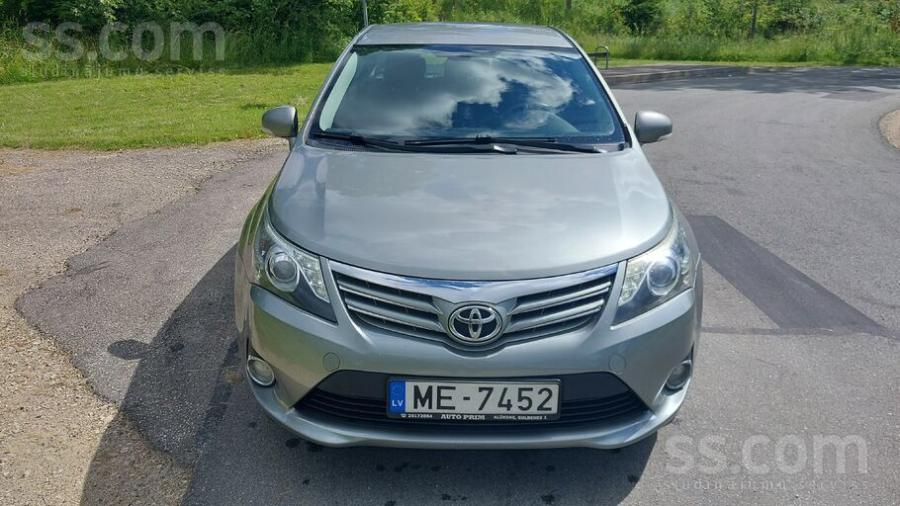 Grey Toyota Avensis 2013 in Aluksne, with an engine capacity of 1.80 L and mileage of 0 thousand km for 3750 €, photo 5 on AUTOMOTO.COM.LV