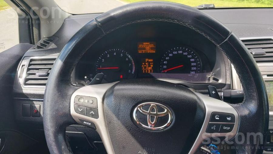 Grey Toyota Avensis 2013 in Aluksne, with an engine capacity of 1.80 L and mileage of 0 thousand km for 3750 €, photo 17 on AUTOMOTO.COM.LV