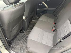 Серый Тойота Авенсис 2013 в Тарту, объемом двигателя 1.80 л и пробегом 180 тыс. км за 8500 €, фото 6 на AUTOMOTO.COM.LV
