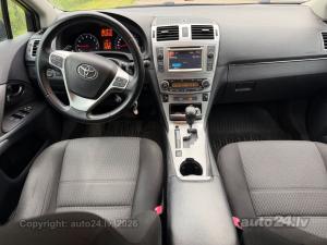 Серый Тойота Авенсис 2013 в Тарту, объемом двигателя 1.80 л и пробегом 180 тыс. км за 8500 €, фото 7 на AUTOMOTO.COM.LV