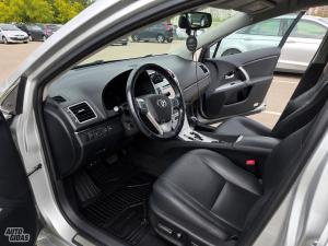 Grey Toyota Avensis 2013 in Kaunas, with an engine capacity of 2.00 L and mileage of 213 thousand km for 9550 €, photo 17 on AUTOMOTO.COM.LV