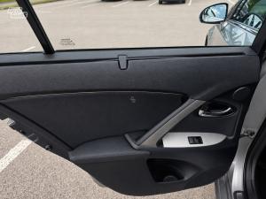 Grey Toyota Avensis 2013 in Kaunas, with an engine capacity of 2.00 L and mileage of 213 thousand km for 9550 €, photo 26 on AUTOMOTO.COM.LV