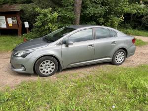 Grey Toyota Avensis 2013 in Klaipeda, with an engine capacity of 2.00 L and mileage of 218 thousand km for 4800 €, photo  on AUTOMOTO.COM.LV