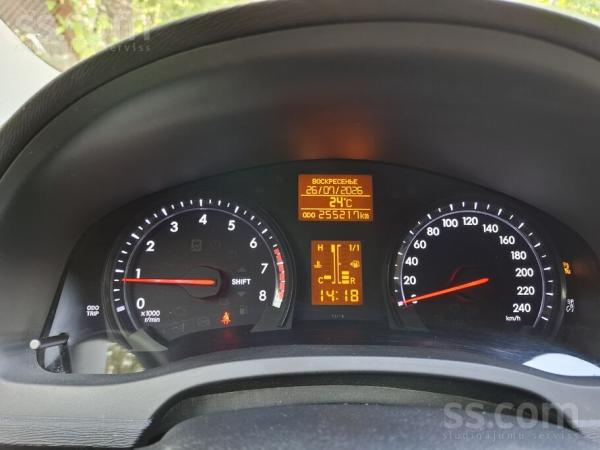 Pelēks Toyota Avensis 2013 Rīga, ar dzinēja tilpumu 1.80 L un nobraukumu 255 tūkst. km par 7800 €, foto 7 vietnē AUTOMOTO.COM.LV