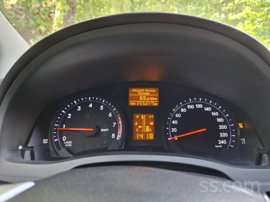Pelēks Toyota Avensis 2013 Rīga, ar dzinēja tilpumu 1.80 L un nobraukumu 255 tūkst. km par 7800 €, foto 9 vietnē AUTOMOTO.COM.LV
