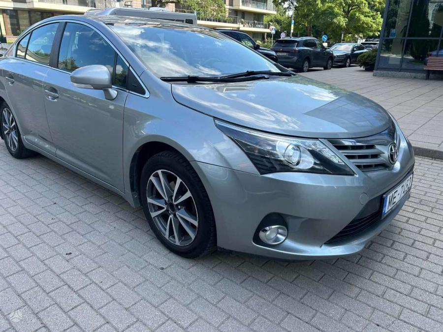 Серый Тойота Авенсис 2013 в Вильнюс, объемом двигателя 1.80 л и пробегом 297 тыс. км за 4800 €, фото 4 на AUTOMOTO.COM.LV