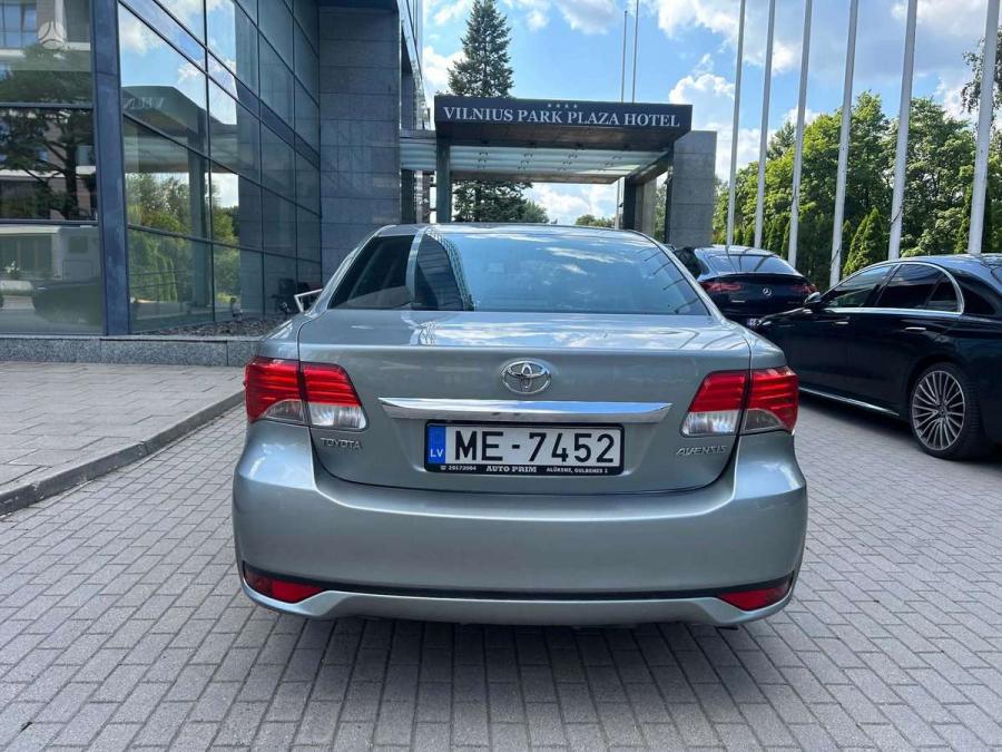 Серый Тойота Авенсис 2013 в Вильнюс, объемом двигателя 1.80 л и пробегом 297 тыс. км за 4800 €, фото 7 на AUTOMOTO.COM.LV