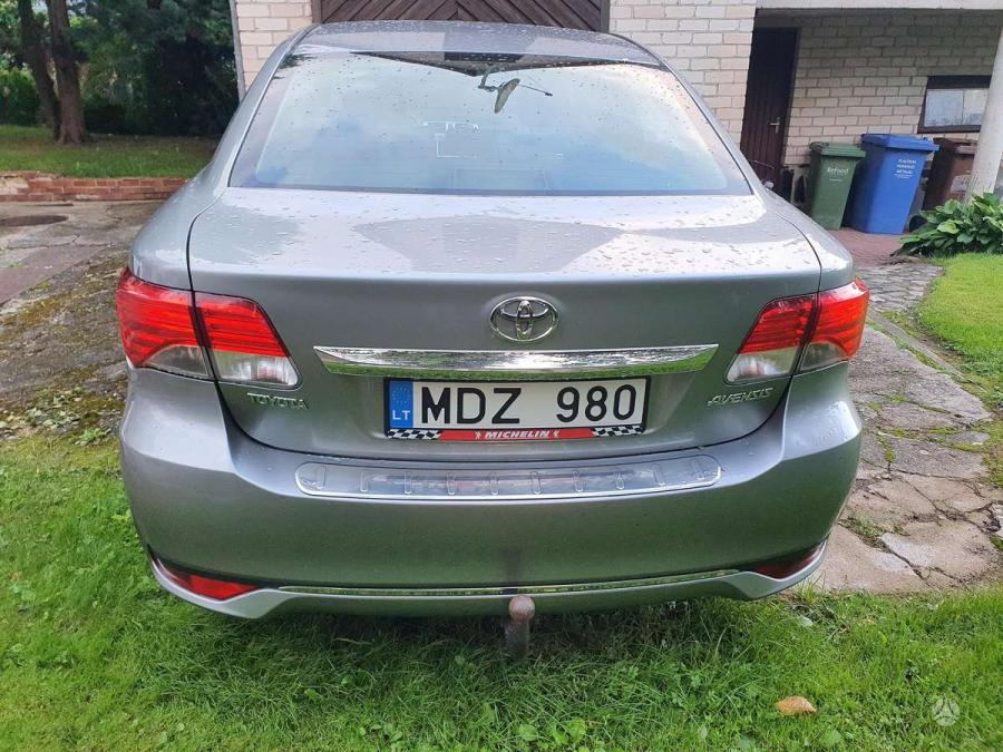 Серый Тойота Авенсис 2013 в Кельме, объемом двигателя 2.00 л и пробегом 272 тыс. км за 5300 €, фото 3 на AUTOMOTO.COM.LV