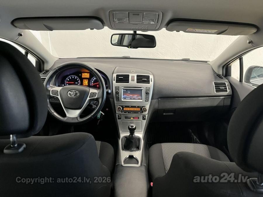 Pelēks Toyota Avensis 2014 Rakvere, ar dzinēja tilpumu 1.80 L un nobraukumu 131 tūkst. km par 9490 €, foto 7 vietnē AUTOMOTO.COM.LV