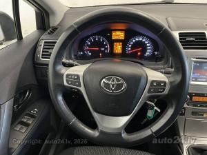 Pelēks Toyota Avensis 2014 Rakvere, ar dzinēja tilpumu 1.80 L un nobraukumu 131 tūkst. km par 9490 €, foto 9 vietnē AUTOMOTO.COM.LV