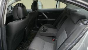 Pelēks Toyota Avensis 2014 Rīga, ar dzinēja tilpumu 2.00 L un nobraukumu 417 tūkst. km par 3300 €, foto 14 vietnē AUTOMOTO.COM.LV