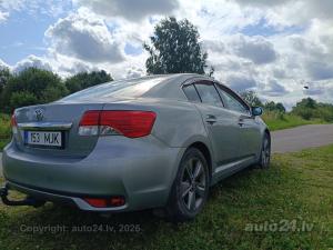 Pelēks Toyota Avensis 2014 Jehvi, ar dzinēja tilpumu 2.00 L un nobraukumu 155 tūkst. km par 8000 €, foto 6 vietnē AUTOMOTO.COM.LV