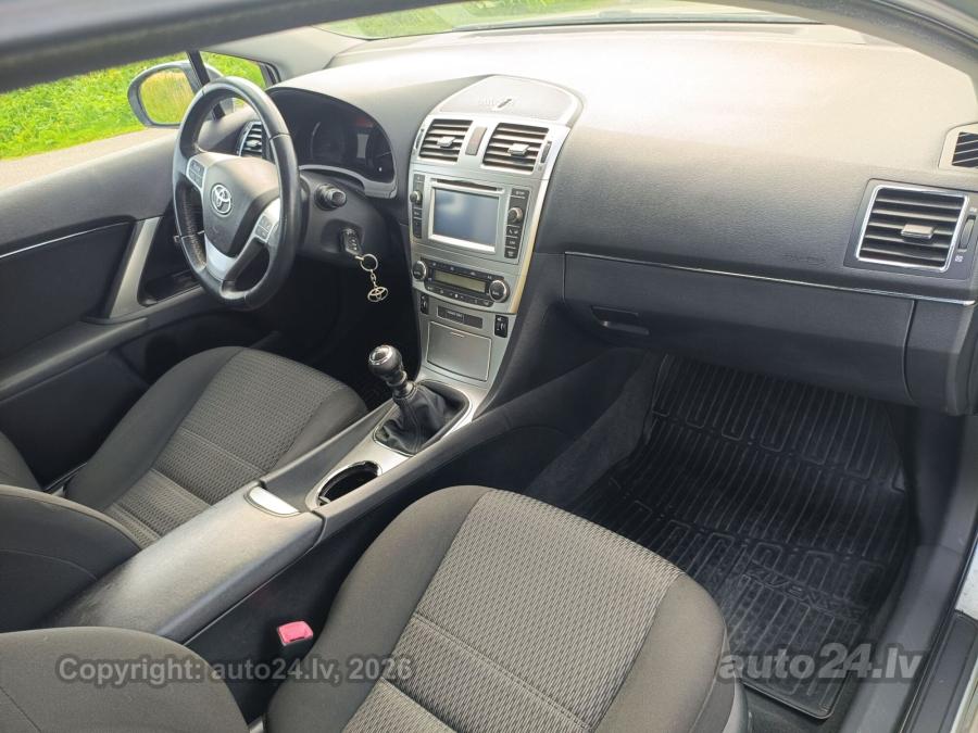 Pelēks Toyota Avensis 2014 Jehvi, ar dzinēja tilpumu 2.00 L un nobraukumu 155 tūkst. km par 8000 €, foto 8 vietnē AUTOMOTO.COM.LV