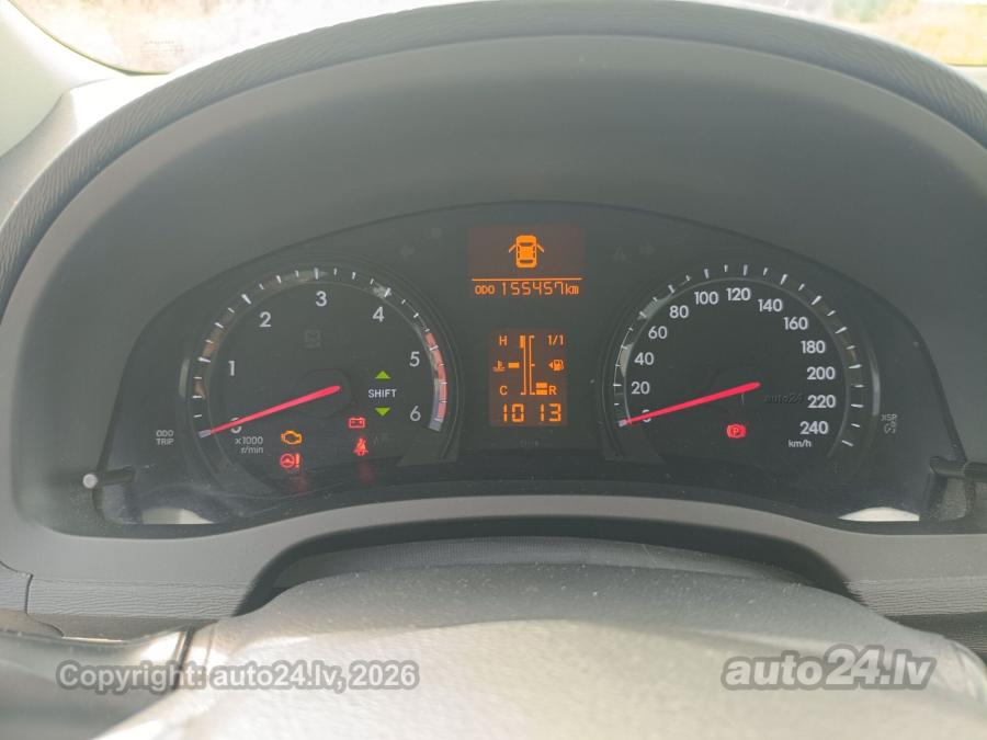 Pelēks Toyota Avensis 2014 Jehvi, ar dzinēja tilpumu 2.00 L un nobraukumu 155 tūkst. km par 8000 €, foto 10 vietnē AUTOMOTO.COM.LV