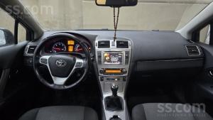 Серый Тойота Авенсис 2014 в Рига, объемом двигателя 2.00 л и пробегом 417 тыс. км за 2700 €, фото 14 на AUTOMOTO.COM.LV